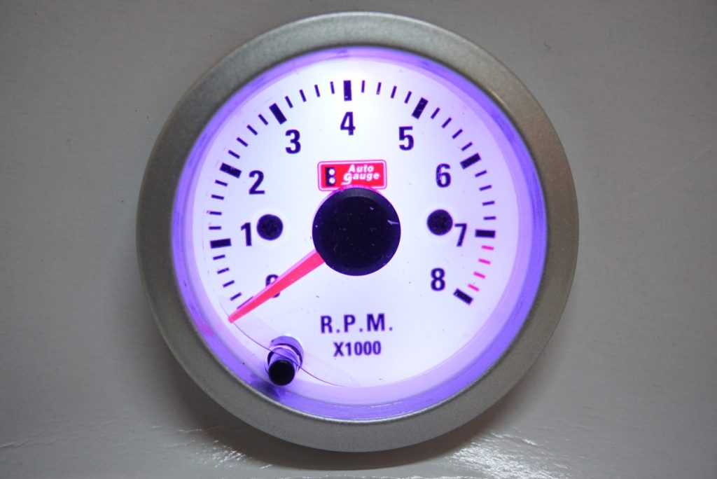 Tacómetro 52mm 7 colores Autogauge - BIOCAR TUNING